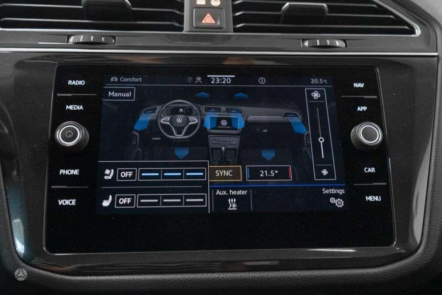 Pelēks Volkswagen Tiguan Allspace 2022 Viļņa, ar dzinēja tilpumu 2.00 L un nobraukumu 130 tūkst. km par 28900 €, foto 16 vietnē AUTOMOTO.COM.LV