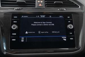 Pelēks Volkswagen Tiguan Allspace 2022 Viļņa, ar dzinēja tilpumu 2.00 L un nobraukumu 130 tūkst. km par 28900 €, foto 21 vietnē AUTOMOTO.COM.LV