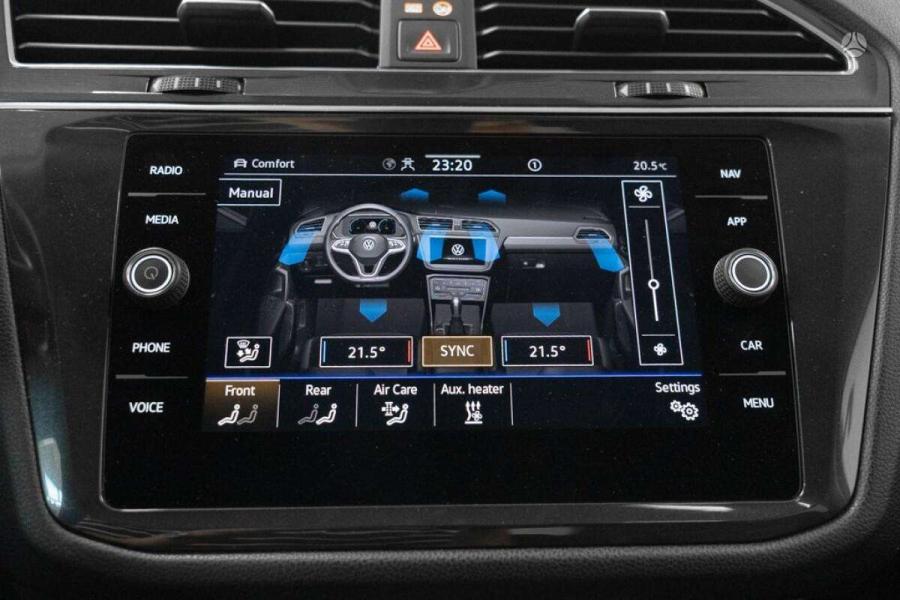 Pelēks Volkswagen Tiguan Allspace 2022 Viļņa, ar dzinēja tilpumu 2.00 L un nobraukumu 130 tūkst. km par 28900 €, foto 22 vietnē AUTOMOTO.COM.LV