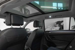 Pelēks Volkswagen Tiguan Allspace 2022 Viļņa, ar dzinēja tilpumu 2.00 L un nobraukumu 130 tūkst. km par 28900 €, foto 28 vietnē AUTOMOTO.COM.LV