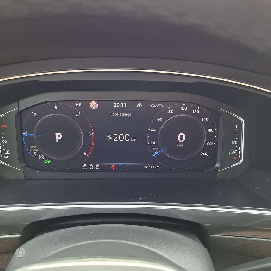 Grey Volkswagen Tiguan Allspace 2023 in Panevezys, with an engine capacity of 2.00 L and mileage of 27 thousand km for 28900 €, photo 12 on AUTOMOTO.COM.LV