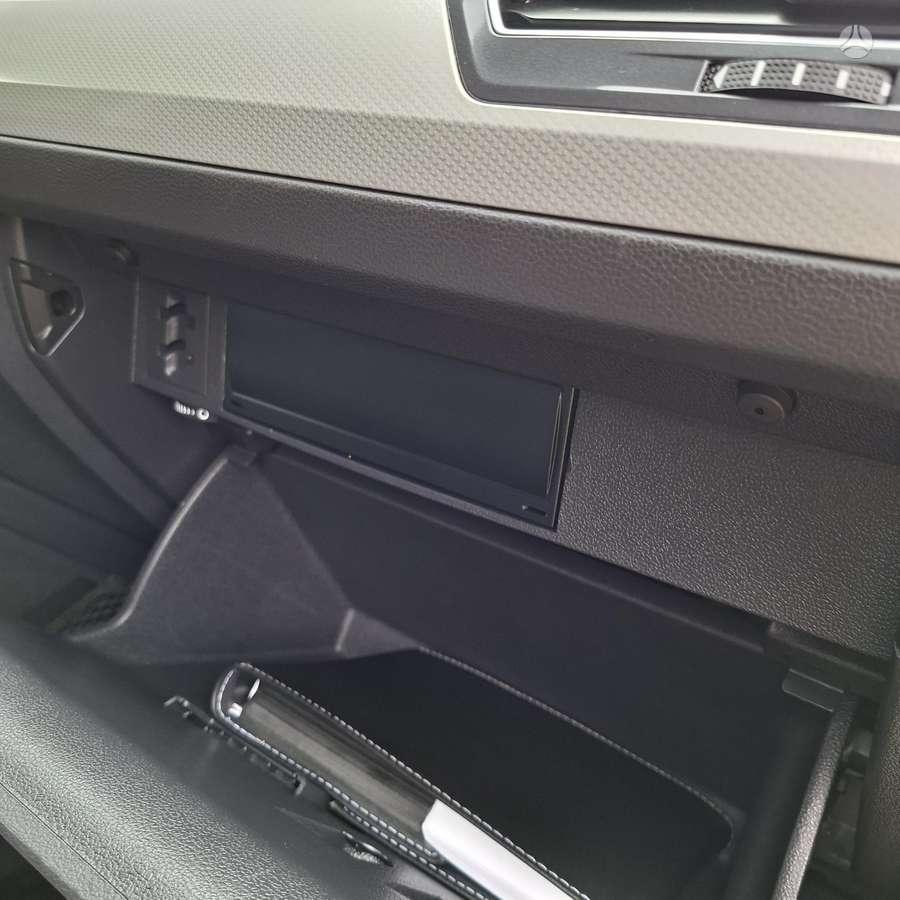 Grey Volkswagen Tiguan Allspace 2023 in Panevezys, with an engine capacity of 2.00 L and mileage of 27 thousand km for 28900 €, photo 20 on AUTOMOTO.COM.LV