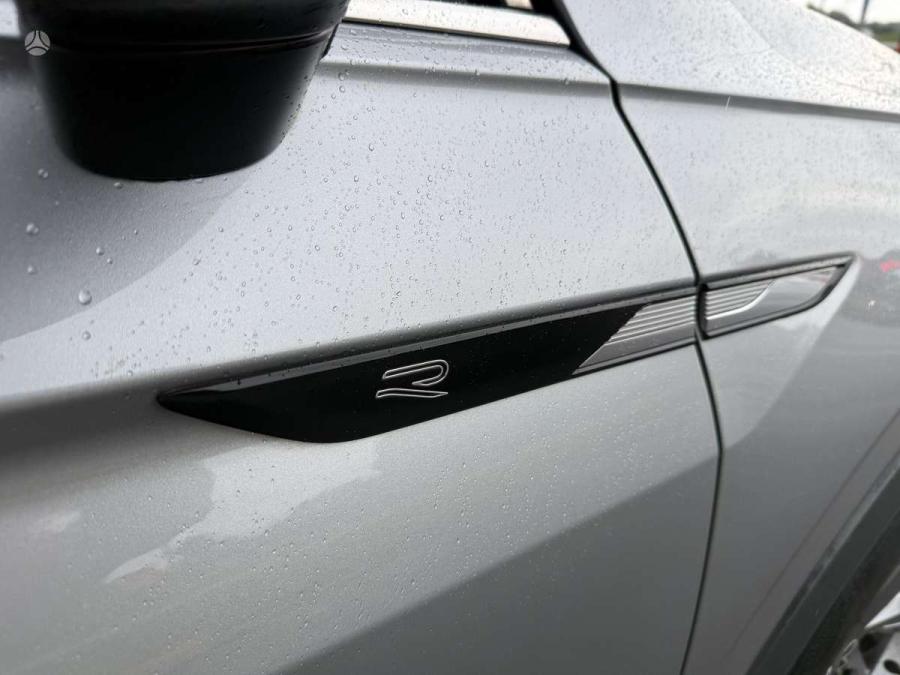 Pelēks Volkswagen Tiguan Allspace 2023 Tauragė, ar dzinēja tilpumu 2.00 L un nobraukumu 200 tūkst. km par 23300 €, foto 12 vietnē AUTOMOTO.COM.LV