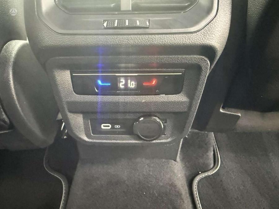 Pelēks Volkswagen Tiguan Allspace 2023 Tauragė, ar dzinēja tilpumu 2.00 L un nobraukumu 200 tūkst. km par 23300 €, foto 19 vietnē AUTOMOTO.COM.LV