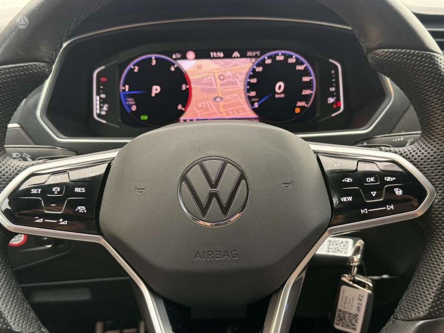 Pelēks Volkswagen Tiguan Allspace 2023 Tauragė, ar dzinēja tilpumu 2.00 L un nobraukumu 200 tūkst. km par 23300 €, foto 25 vietnē AUTOMOTO.COM.LV