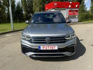Grey Volkswagen Tiguan Allspace 2023 in Taurage, with an engine capacity of 2.00 L and mileage of 200 thousand km for 23500 €, photo 5 on AUTOMOTO.COM.LV