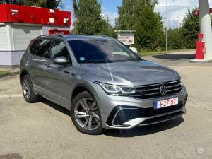 Grey Volkswagen Tiguan Allspace 2023 in Taurage, with an engine capacity of 2.00 L and mileage of 200 thousand km for 23500 €, photo 6 on AUTOMOTO.COM.LV