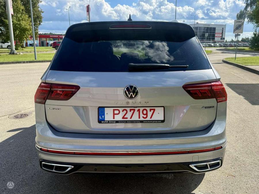 Grey Volkswagen Tiguan Allspace 2023 in Taurage, with an engine capacity of 2.00 L and mileage of 200 thousand km for 23500 €, photo 9 on AUTOMOTO.COM.LV
