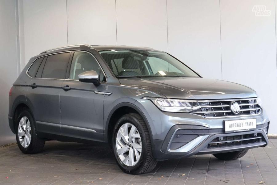Pelēks Volkswagen Tiguan Allspace 2024 Kauņa, ar dzinēja tilpumu 1.50 L un nobraukumu 26 tūkst. km par 32579 €, foto 3 vietnē AUTOMOTO.COM.LV