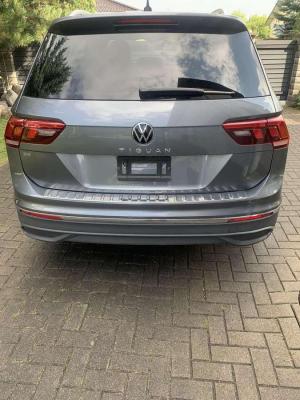 Pelēks Volkswagen Tiguan Allspace 2024 Kauņa, ar dzinēja tilpumu 2.00 L un nobraukumu 16 tūkst. km par 22400 €, foto 5 vietnē AUTOMOTO.COM.LV