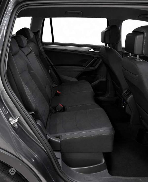 Pelēks Volkswagen Tiguan Allspace 2025 Kauņa, ar dzinēja tilpumu 1.98 L un nobraukumu 46 tūkst. km par 33900 €, foto 7 vietnē AUTOMOTO.COM.LV