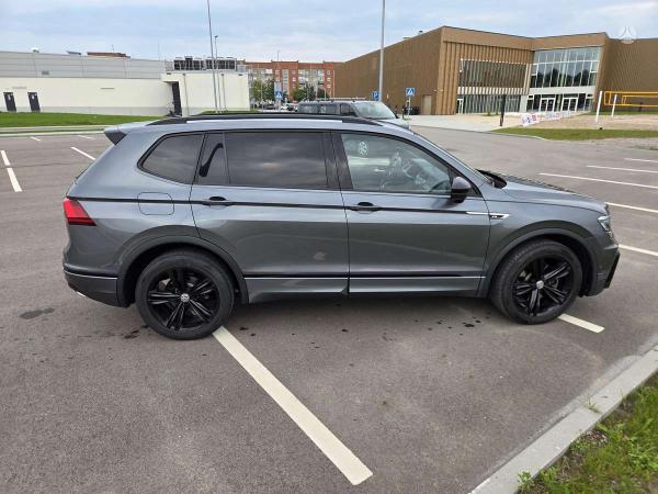 Серый Фольксваген Tiguan Allspace 2021 в Клайпеда, объемом двигателя 2.00 л и пробегом 92 тыс. км за 23900 €, фото 3 на AUTOMOTO.COM.LV