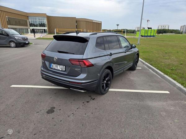 Серый Фольксваген Tiguan Allspace 2021 в Клайпеда, объемом двигателя 2.00 л и пробегом 92 тыс. км за 23900 €, фото 4 на AUTOMOTO.COM.LV