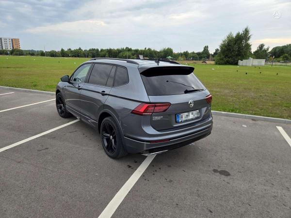 Серый Фольксваген Tiguan Allspace 2021 в Клайпеда, объемом двигателя 2.00 л и пробегом 92 тыс. км за 23900 €, фото 5 на AUTOMOTO.COM.LV