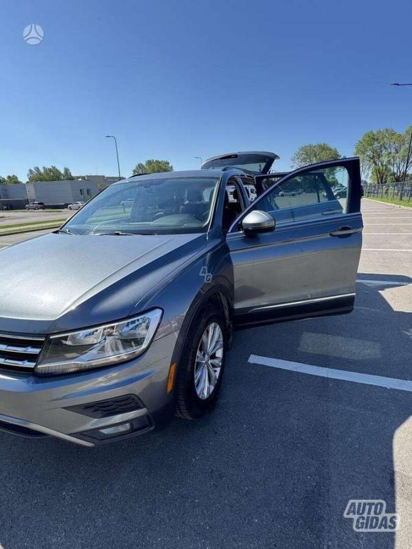 Pelēks Volkswagen Tiguan Allspace 2018 Palanga, ar dzinēja tilpumu 2.00 L un nobraukumu 131 tūkst. km par 16950 €, foto 4 vietnē AUTOMOTO.COM.LV