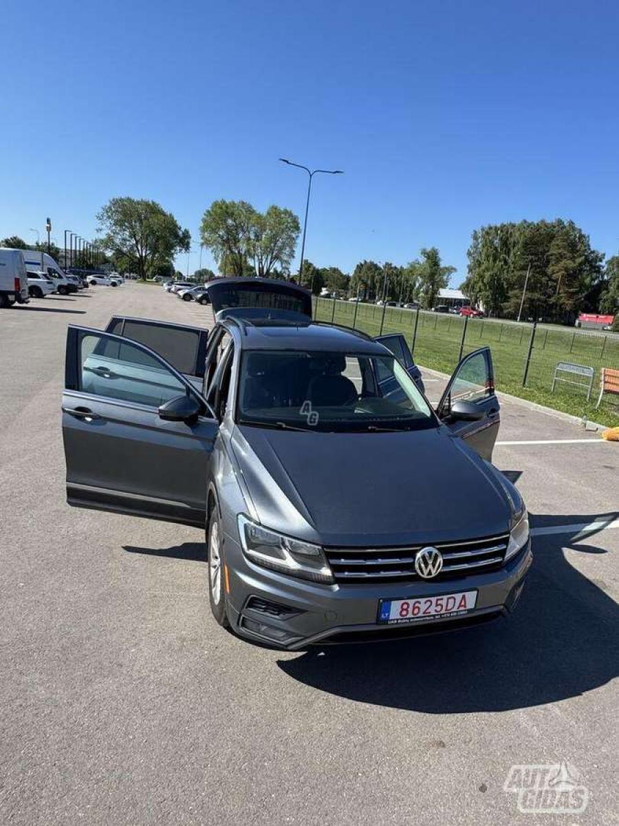 Серый Фольксваген Tiguan Allspace 2018 в Паланга, объемом двигателя 2.00 л и пробегом 131 тыс. км за 16950 €, фото 7 на AUTOMOTO.COM.LV