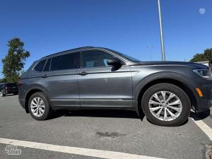 Серый Фольксваген Tiguan Allspace 2018 в Паланга, объемом двигателя 2.00 л и пробегом 131 тыс. км за 16950 €, фото 10 на AUTOMOTO.COM.LV