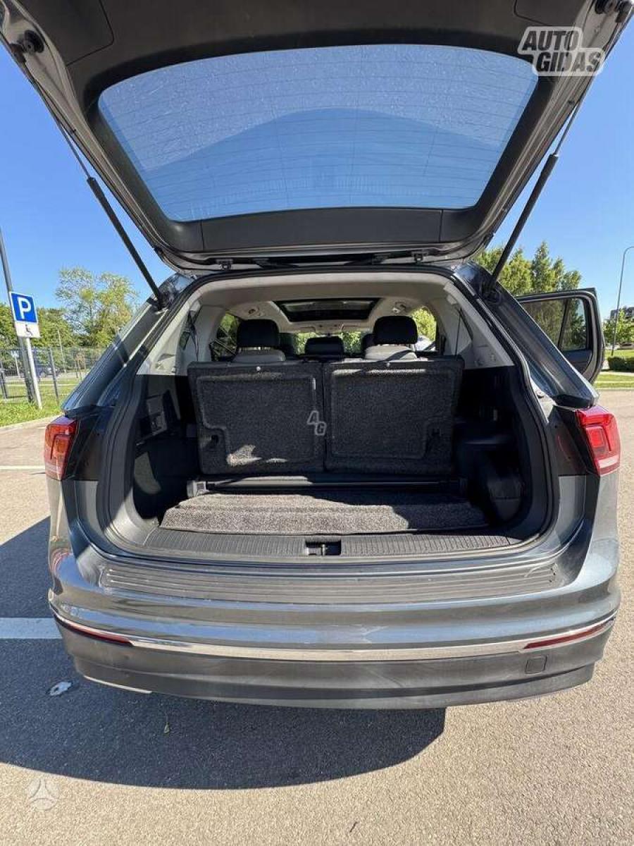 Серый Фольксваген Tiguan Allspace 2018 в Паланга, объемом двигателя 2.00 л и пробегом 131 тыс. км за 16950 €, фото 15 на AUTOMOTO.COM.LV