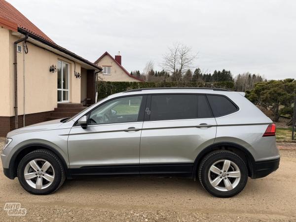 Volkswagen Tiguan Allspace 2020 in Telschi, with an engine capacity of 2.00 L and mileage of 103 thousand km for 16999 €, photo 5 on AUTOMOTO.COM.LV