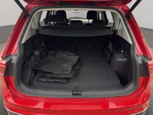 Красный Фольксваген Tiguan Allspace 2023 в Каунас, объемом двигателя 1.50 л и пробегом 105 тыс. км за 26999 €, фото 11 на AUTOMOTO.COM.LV