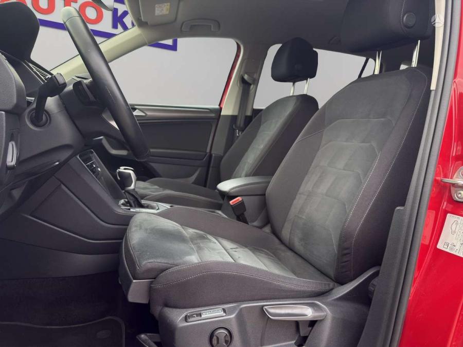 Sarkans Volkswagen Tiguan Allspace 2023 Kauņa, ar dzinēja tilpumu 1.50 L un nobraukumu 105 tūkst. km par 26999 €, foto 15 vietnē AUTOMOTO.COM.LV