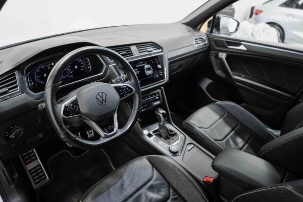 Volkswagen Tiguan Allspace 2023 in Tallinn, with an engine capacity of 2.00 L and mileage of 100 thousand km for 30350 €, photo 8 on AUTOMOTO.COM.LV