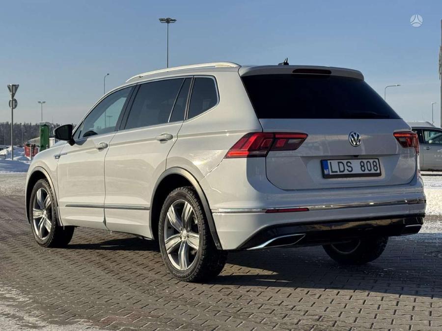 Белый Фольксваген Tiguan Allspace 2018 в Вильнюс, объемом двигателя 1.98 л и пробегом 178 тыс. км за 16900 €, фото 5 на AUTOMOTO.COM.LV