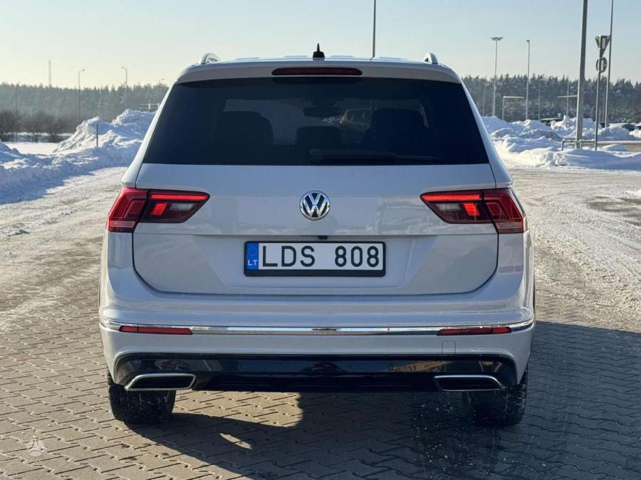 Белый Фольксваген Tiguan Allspace 2018 в Вильнюс, объемом двигателя 1.98 л и пробегом 178 тыс. км за 16900 €, фото 8 на AUTOMOTO.COM.LV