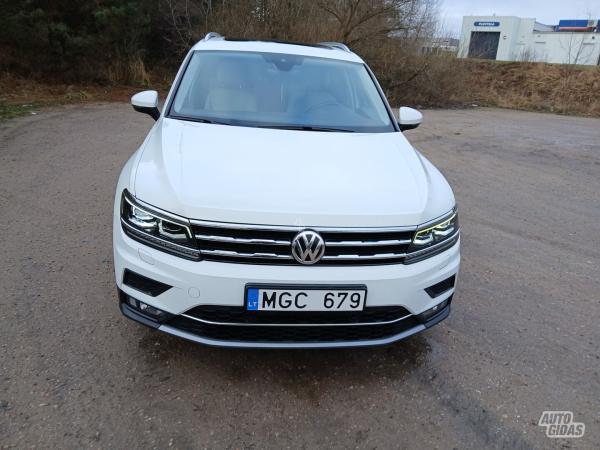 Белый Фольксваген Tiguan Allspace 2018 в Утена, объемом двигателя 2.00 л и пробегом 137 тыс. км за 17000 €, фото 3 на AUTOMOTO.COM.LV