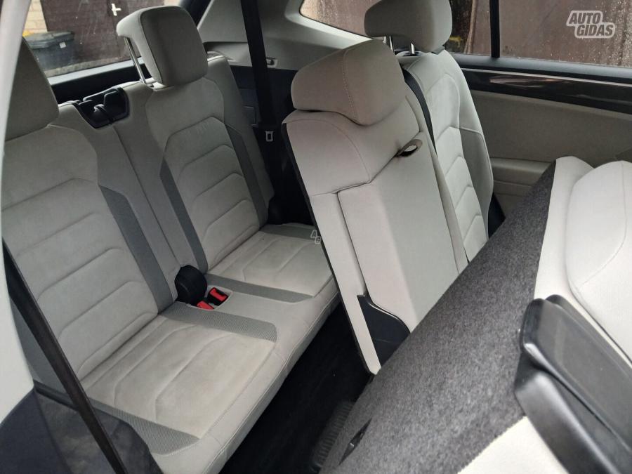 Balts Volkswagen Tiguan Allspace 2018 Utena, ar dzinēja tilpumu 2.00 L un nobraukumu 137 tūkst. km par 17000 €, foto 9 vietnē AUTOMOTO.COM.LV