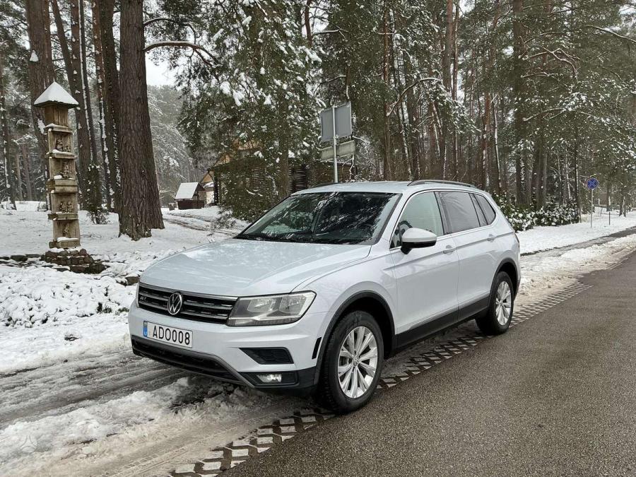 Balts Volkswagen Tiguan Allspace 2018 Kauņa, ar dzinēja tilpumu 1.98 L un nobraukumu 200 tūkst. km par 13999 €, foto 4 vietnē AUTOMOTO.COM.LV