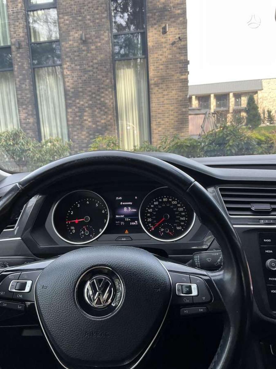 Balts Volkswagen Tiguan Allspace 2018 Kauņa, ar dzinēja tilpumu 1.98 L un nobraukumu 200 tūkst. km par 13999 €, foto 13 vietnē AUTOMOTO.COM.LV