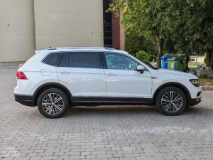 Balts Volkswagen Tiguan Allspace 2018 Kauņa, ar dzinēja tilpumu 2.00 L un nobraukumu 141 tūkst. km par 17900 €, foto 9 vietnē AUTOMOTO.COM.LV