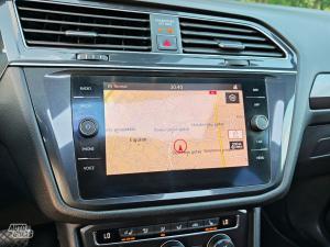 Balts Volkswagen Tiguan Allspace 2018 Kauņa, ar dzinēja tilpumu 2.00 L un nobraukumu 141 tūkst. km par 17900 €, foto 16 vietnē AUTOMOTO.COM.LV