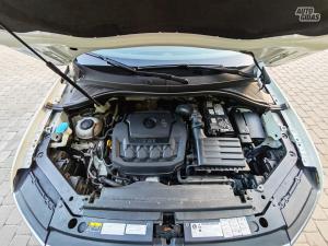 White Volkswagen Tiguan Allspace 2018 in Kaunas, with an engine capacity of 2.00 L and mileage of 145 thousand km for 17400 €, photo 36 on AUTOMOTO.COM.LV