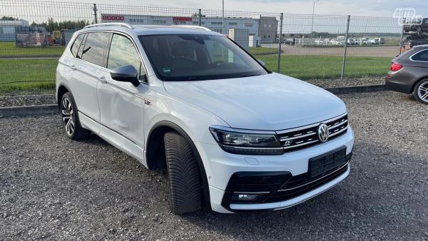 Volkswagen Tiguan Allspace 2018 Marijampole vietnē Balts Volkswagen Tiguan Allspace 2018 Marijampole, ar dzinēja tilpumu 2.00 L un nobraukumu 218 tūkst. km par 16250 €, foto 8 vietnē AUTOMOTO.COM.LV