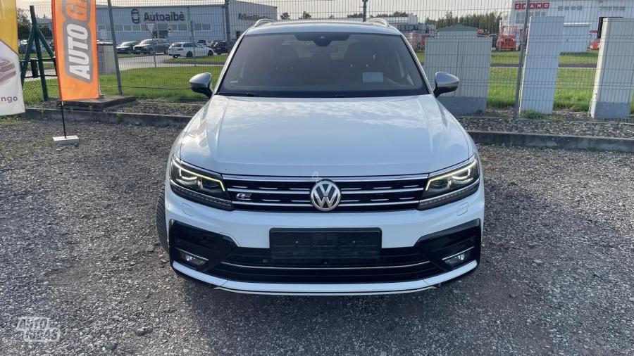 Balts Volkswagen Tiguan Allspace 2018 Marijampole, ar dzinēja tilpumu 2.00 L un nobraukumu 218 tūkst. km par 16250 €, foto 14 vietnē AUTOMOTO.COM.LV