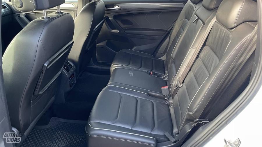 Balts Volkswagen Tiguan Allspace 2018 Marijampole, ar dzinēja tilpumu 2.00 L un nobraukumu 218 tūkst. km par 16250 €, foto 16 vietnē AUTOMOTO.COM.LV