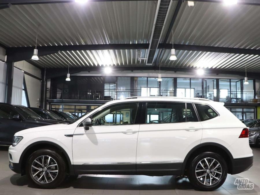 White Volkswagen Tiguan Allspace 2019 in Kaunas, with an engine capacity of 2.00 L and mileage of 72 thousand km for 24689 €, photo 7 on AUTOMOTO.COM.LV