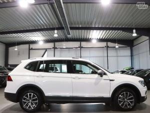 White Volkswagen Tiguan Allspace 2019 in Kaunas, with an engine capacity of 2.00 L and mileage of 72 thousand km for 24689 €, photo 8 on AUTOMOTO.COM.LV
