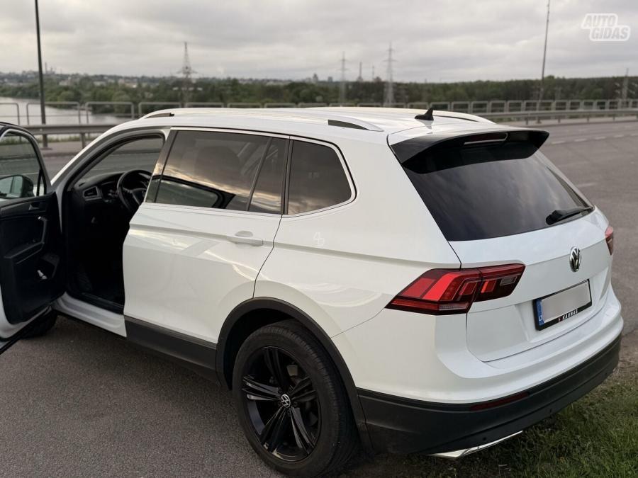 Balts Volkswagen Tiguan Allspace 2019 Kauņa, ar dzinēja tilpumu 2.00 L un nobraukumu 282 tūkst. km par 14900 €, foto 3 vietnē AUTOMOTO.COM.LV