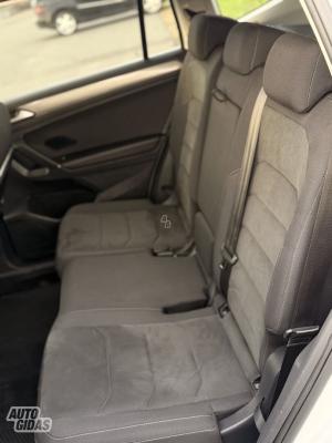 Balts Volkswagen Tiguan Allspace 2019 Kauņa, ar dzinēja tilpumu 2.00 L un nobraukumu 282 tūkst. km par 14900 €, foto 12 vietnē AUTOMOTO.COM.LV