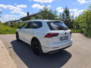 Balts Volkswagen Tiguan Allspace 2019 Viļņa, ar dzinēja tilpumu 2.00 L un nobraukumu 167 tūkst. km par 18900 €, foto 4 vietnē AUTOMOTO.COM.LV