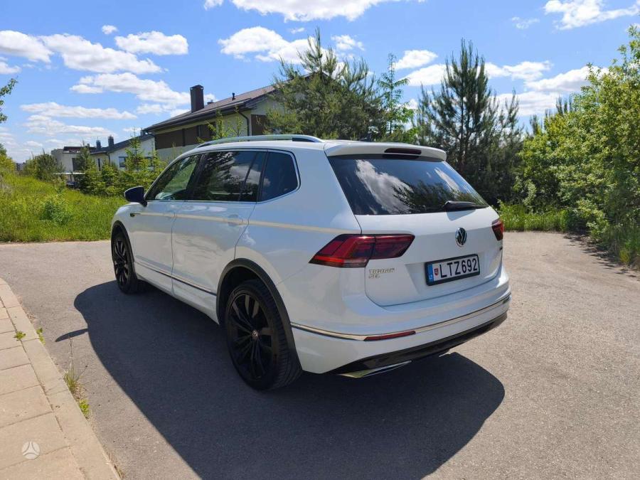 Balts Volkswagen Tiguan Allspace 2019 Viļņa, ar dzinēja tilpumu 2.00 L un nobraukumu 167 tūkst. km par 18900 €, foto 4 vietnē AUTOMOTO.COM.LV