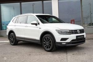 White Volkswagen Tiguan Allspace 2019 in Vilnius, with an engine capacity of 1.97 L and mileage of 186 thousand km for 16950 €, photo 3 on AUTOMOTO.COM.LV