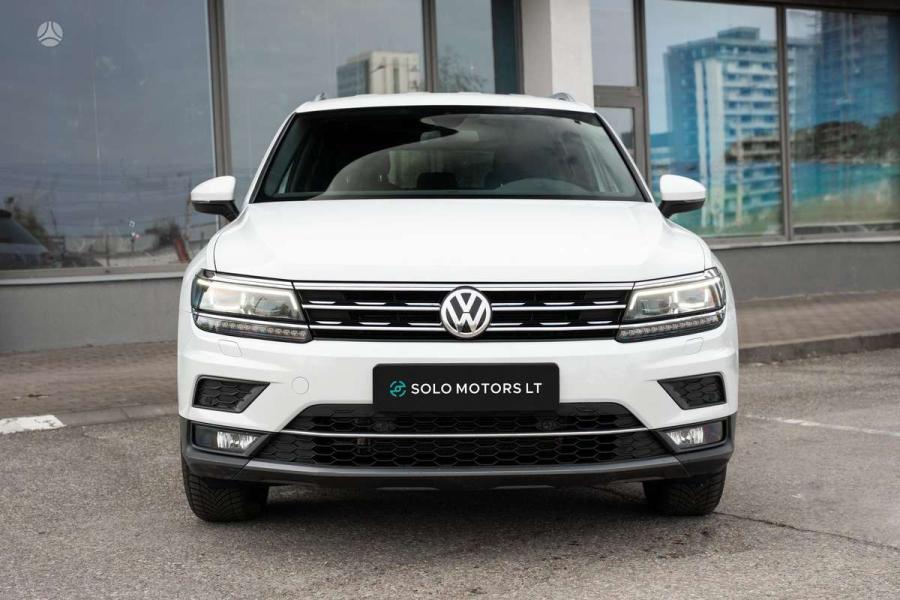 White Volkswagen Tiguan Allspace 2019 in Vilnius, with an engine capacity of 1.97 L and mileage of 186 thousand km for 16950 €, photo 11 on AUTOMOTO.COM.LV