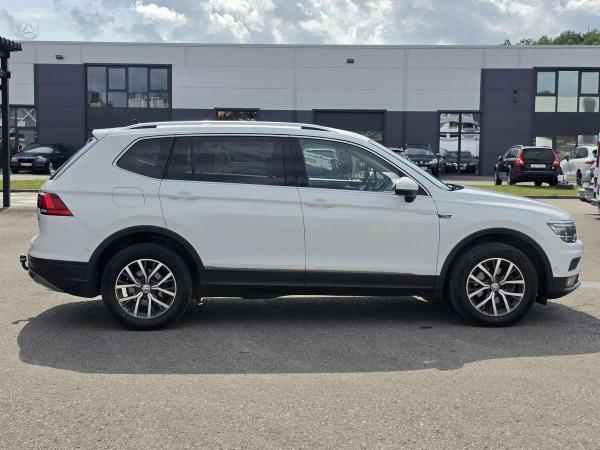 White Volkswagen Tiguan Allspace 2019 in Jonava, with an engine capacity of 2.00 L and mileage of 270 thousand km for 15900 €, photo 6 on AUTOMOTO.COM.LV