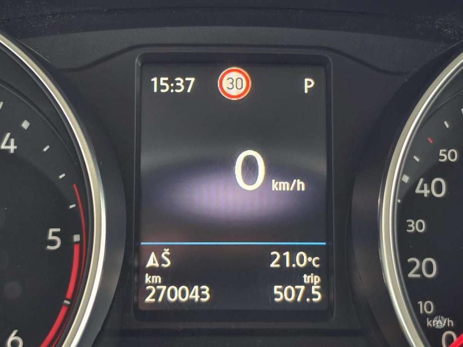 Balts Volkswagen Tiguan Allspace 2019 Jonava, ar dzinēja tilpumu 2.00 L un nobraukumu 270 tūkst. km par 15500 €, foto 20 vietnē AUTOMOTO.COM.LV