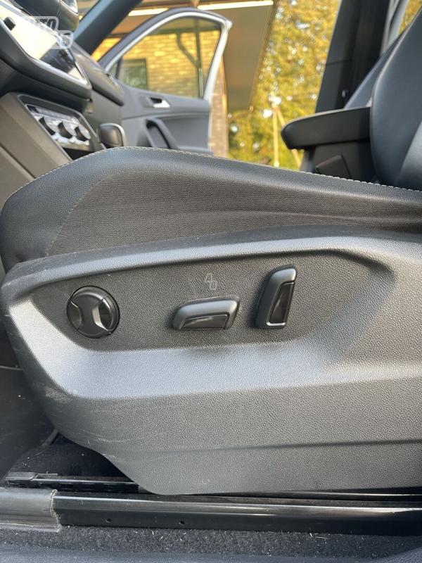 Volkswagen Tiguan Allspace 2019 Viļņa vietnē Balts Volkswagen Tiguan Allspace 2019 Viļņa, ar dzinēja tilpumu 2.00 L un nobraukumu 68 tūkst. km par 20500 €, foto 6 vietnē AUTOMOTO.COM.LV
