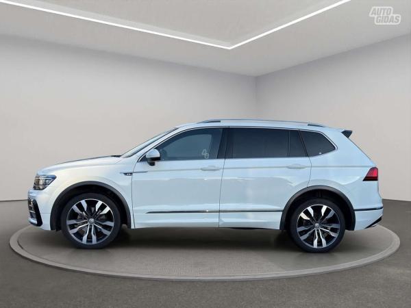 Balts Volkswagen Tiguan Allspace 2020 Kauņa, ar dzinēja tilpumu 1.50 L un nobraukumu 58 tūkst. km par 32473 €, foto 5 vietnē AUTOMOTO.COM.LV